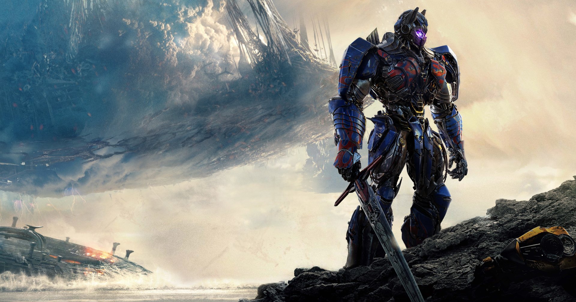 Optimus Prime Stands Tall: Transformers The Last Knight Epic Moment