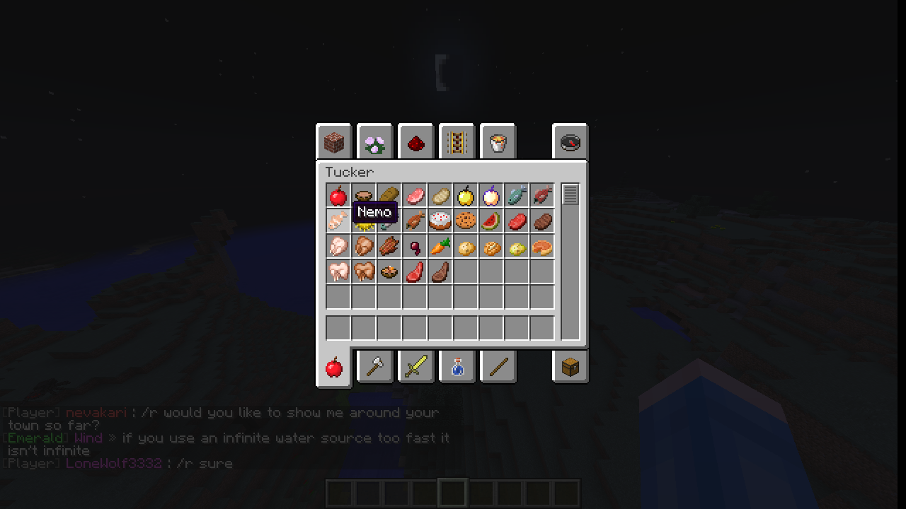 Exploring Inventory in Minecraft: A Night Adventure